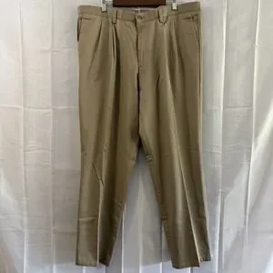 Dockers | Pants | Dockers Classic Fit Pleated Khaki Pants 42x34 Big ...